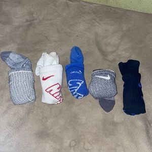 Nike | Accessories | Boys Lot Of 5 Hardly Worn Nike Socks Boys Medium ...